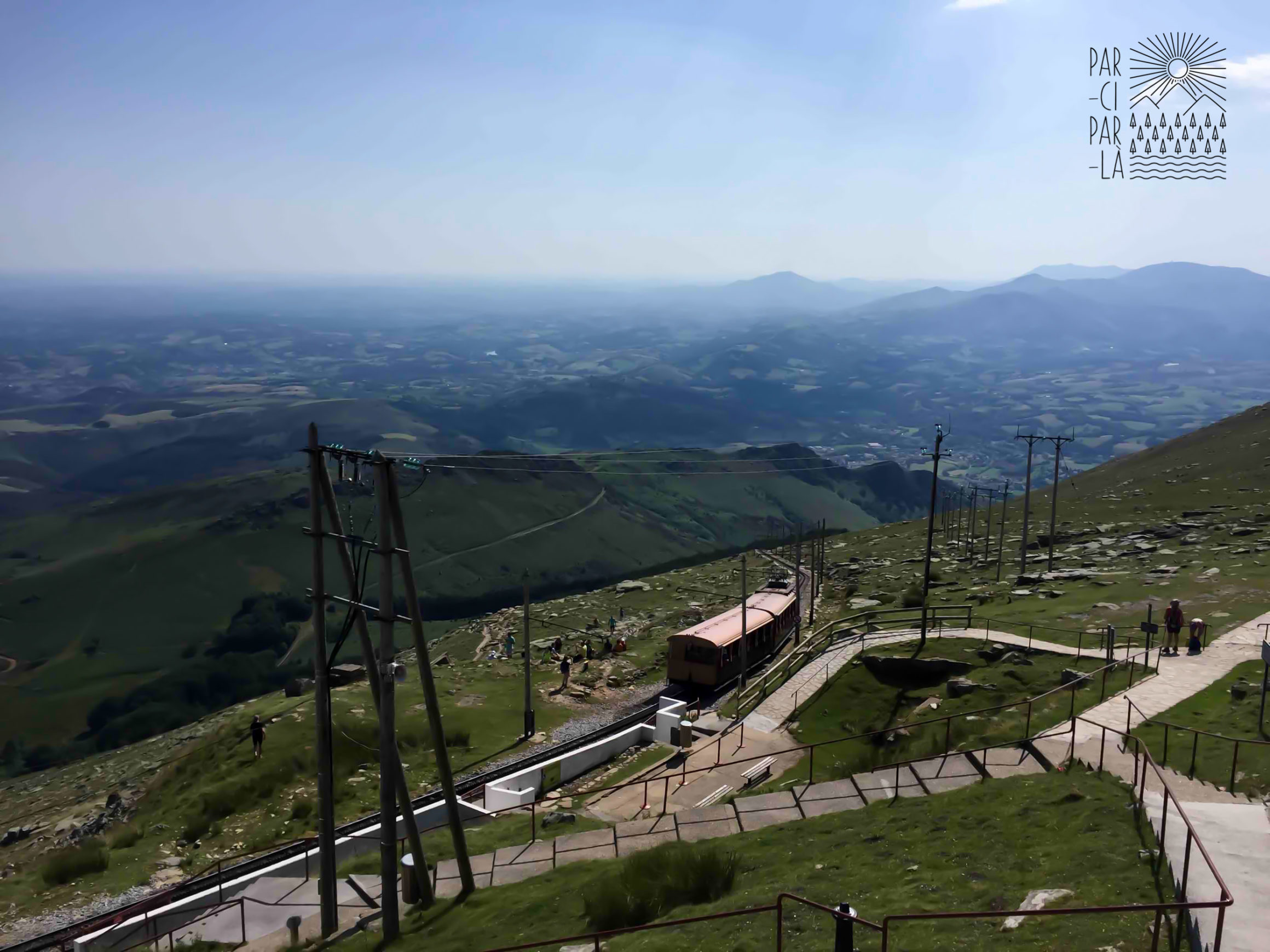 La Rhune, au sommet du Pays Basque | Par-ci Par-là